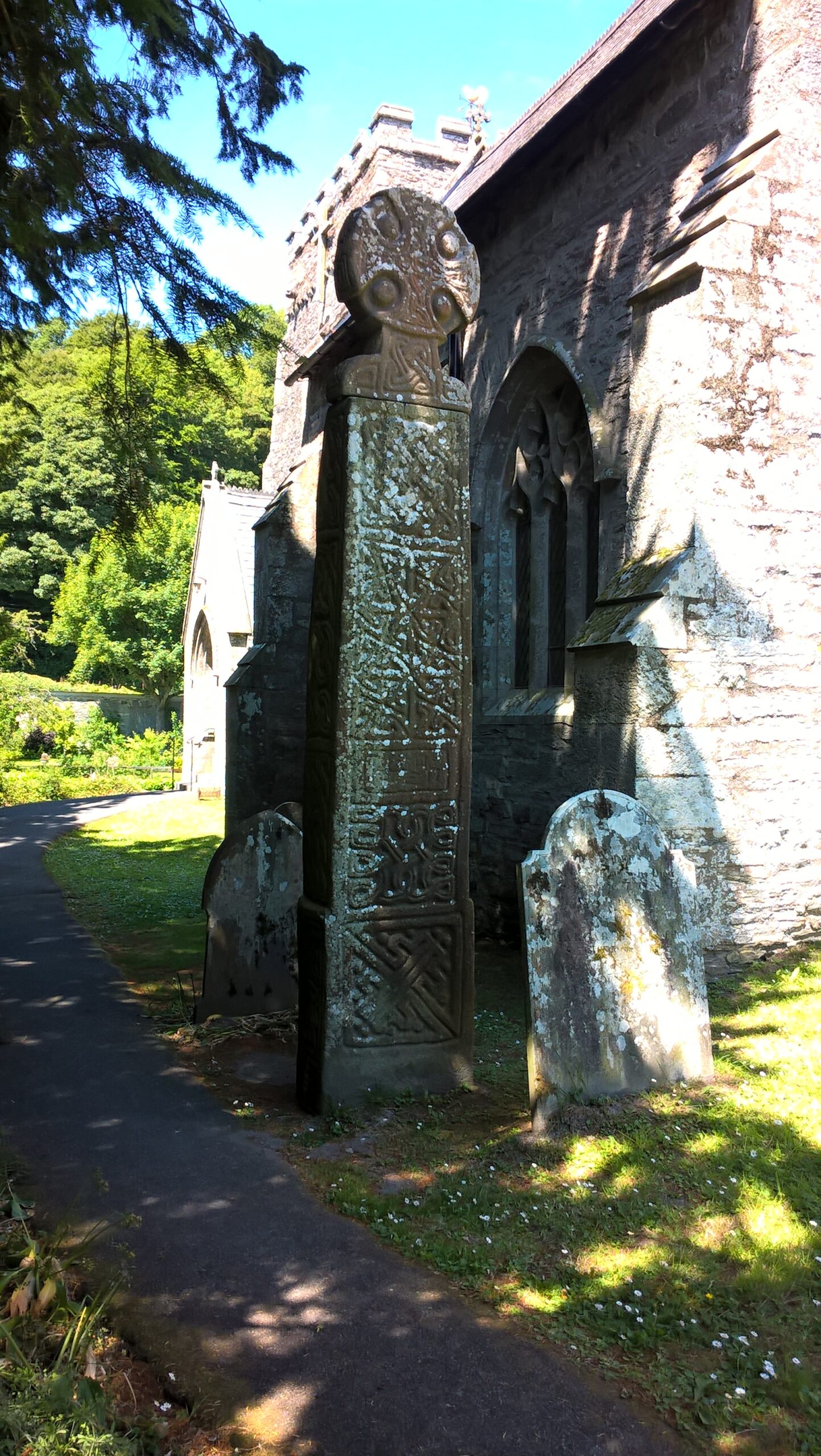 Nevern before the Normans – Nevern Castle